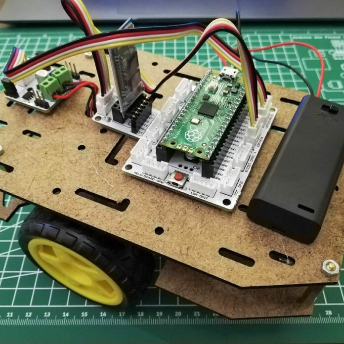 #16 Ses Kontrollü Robot Araba